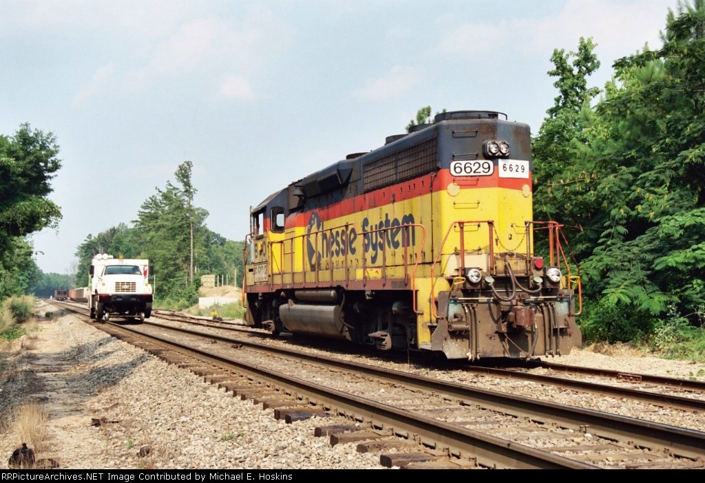 Highrail vehicle CSX 6629